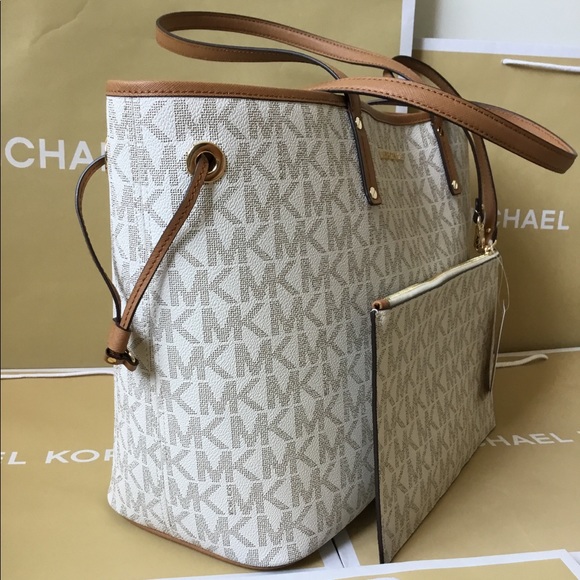 Michael Kors | Bags | Michael Kors Jet Set Travel Large Drawstring Bag ...